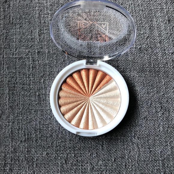 OFRA | Makeup | Ofra X Nikkietutorials Everglow Highlighter New | Poshmark